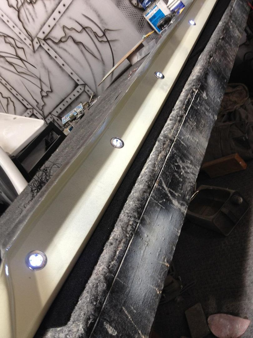 front door puddle lights...kickpanel wire colors? | LX Forums Forum