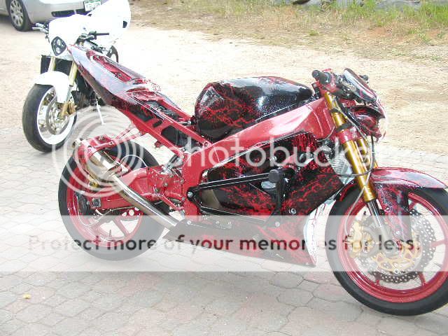 Splatter paint / other questions | Custom Fighters - Custom ...