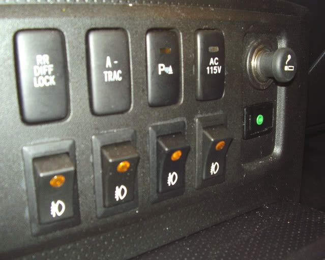 Could this switch be used/fit into empty slots? | Toyota FJ Cruiser Forum