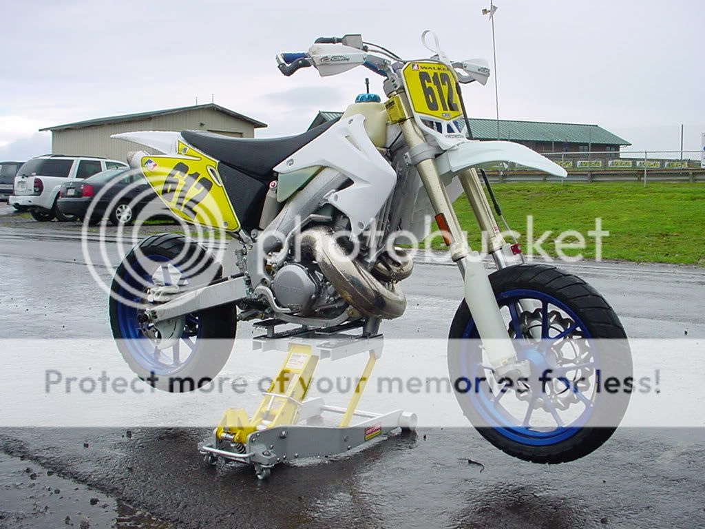 Supermoto Stands | SuperMoto Junkie