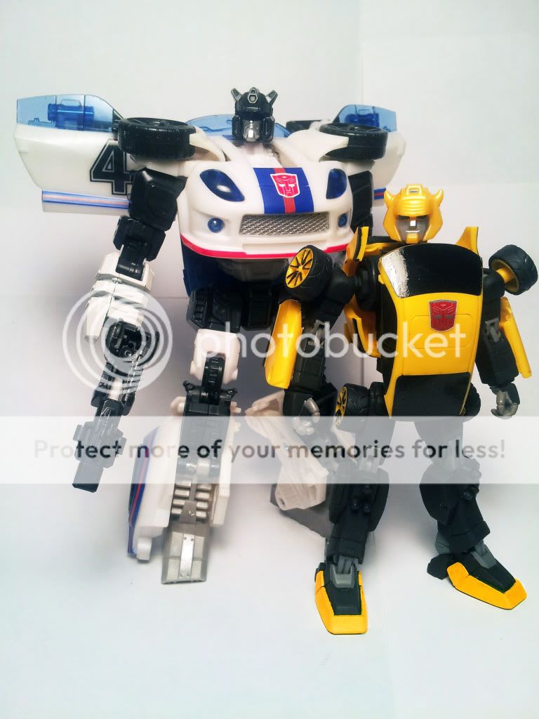 Heavy/Scratch: - Bumblebee and Archaix "Glyph" | TFW2005 - The 2005 Boards