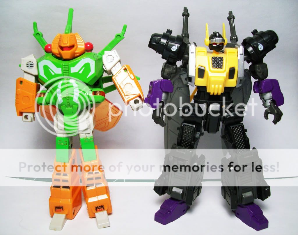 Fansproject deluxe Insecticons- TFsource holiday exclusive | Page 44 ...